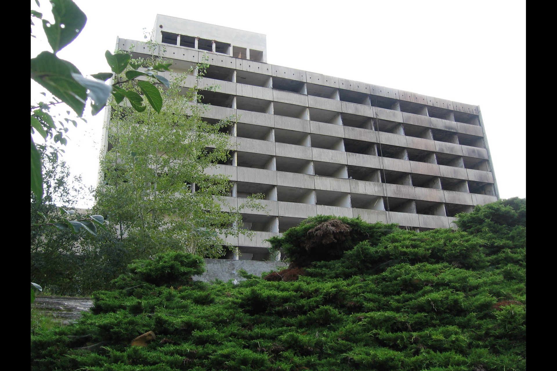 HOTEL MÁJ – Architektura 489